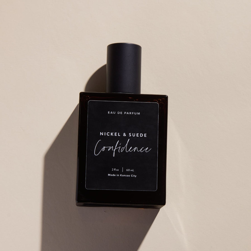 Confidence Eau de Parfum - Nickel & Suede